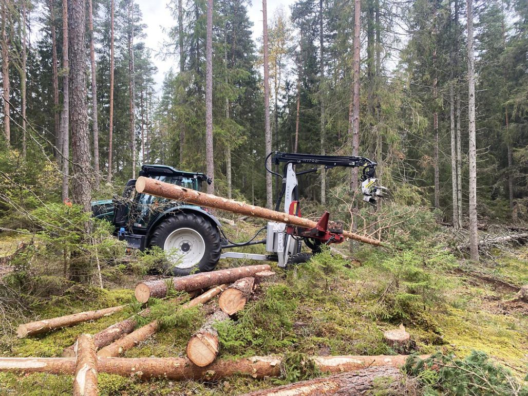 HYPRO 755 HB Hjulburen Traktorprocessor